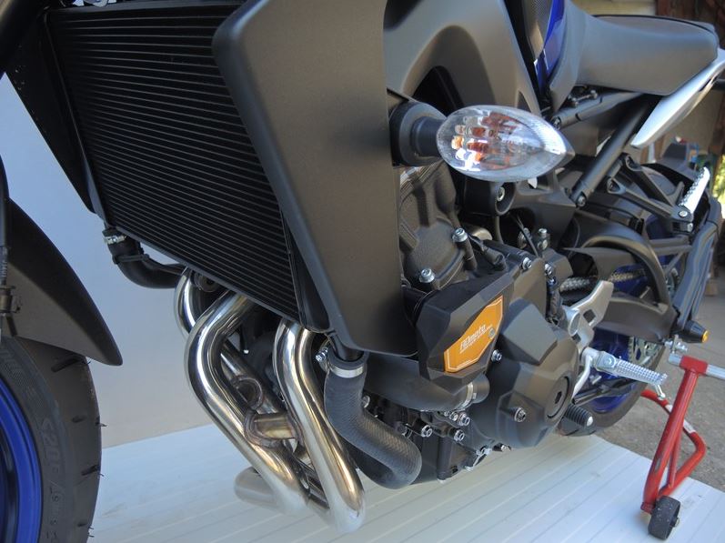 Yamaha MT-09 2017-2020 RD Moto Crash Frame Sliders Protectors Black Y4 ...